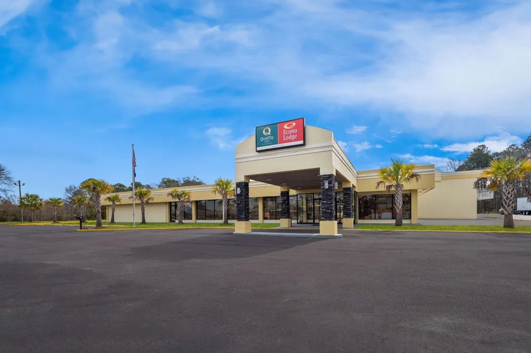 Quality Inn Yemassee - Point South I-95 - Yemassee, South Carolina ...